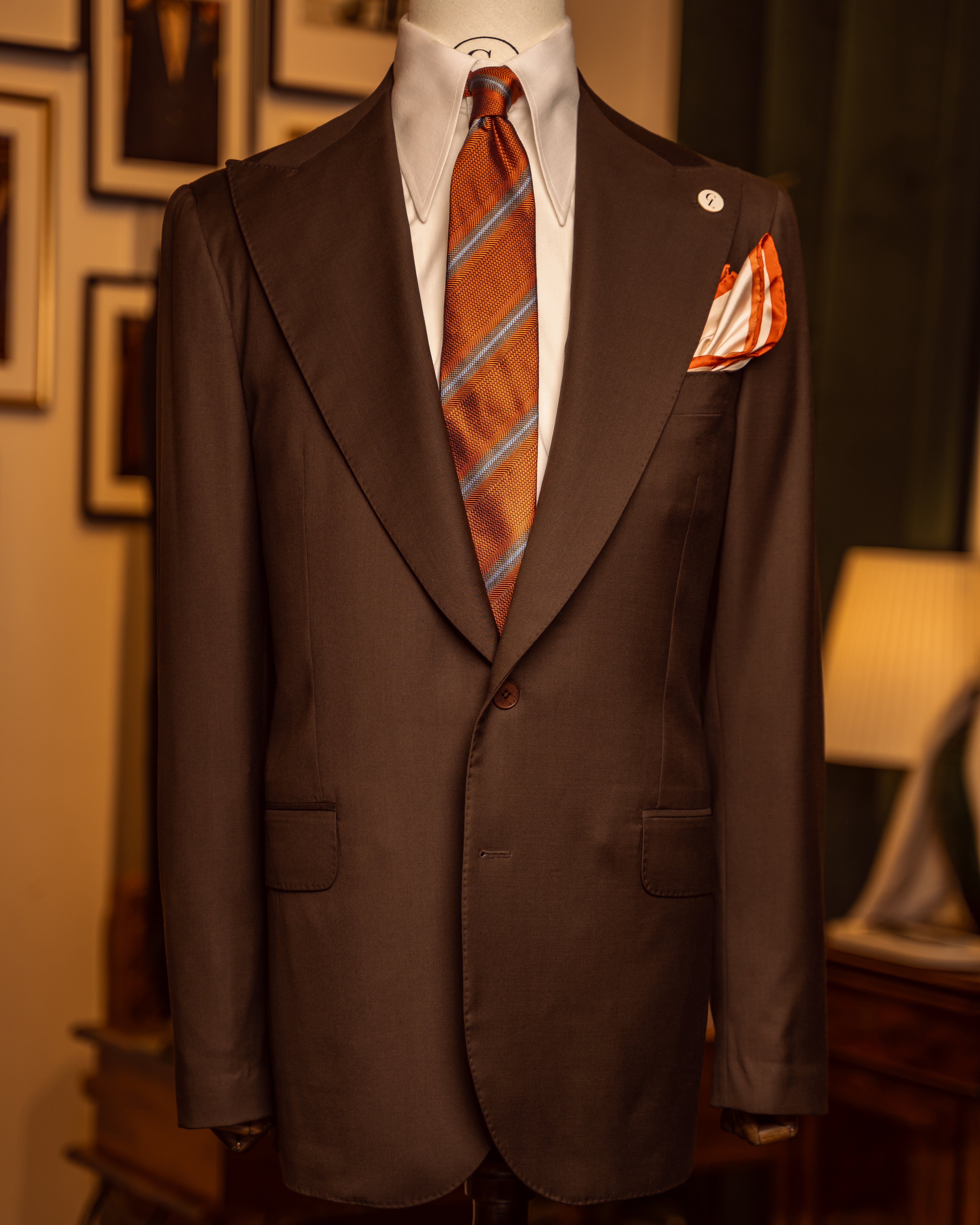 Premier atelier for the finest Bespoke Suits and Ready To Wear Pieces.
